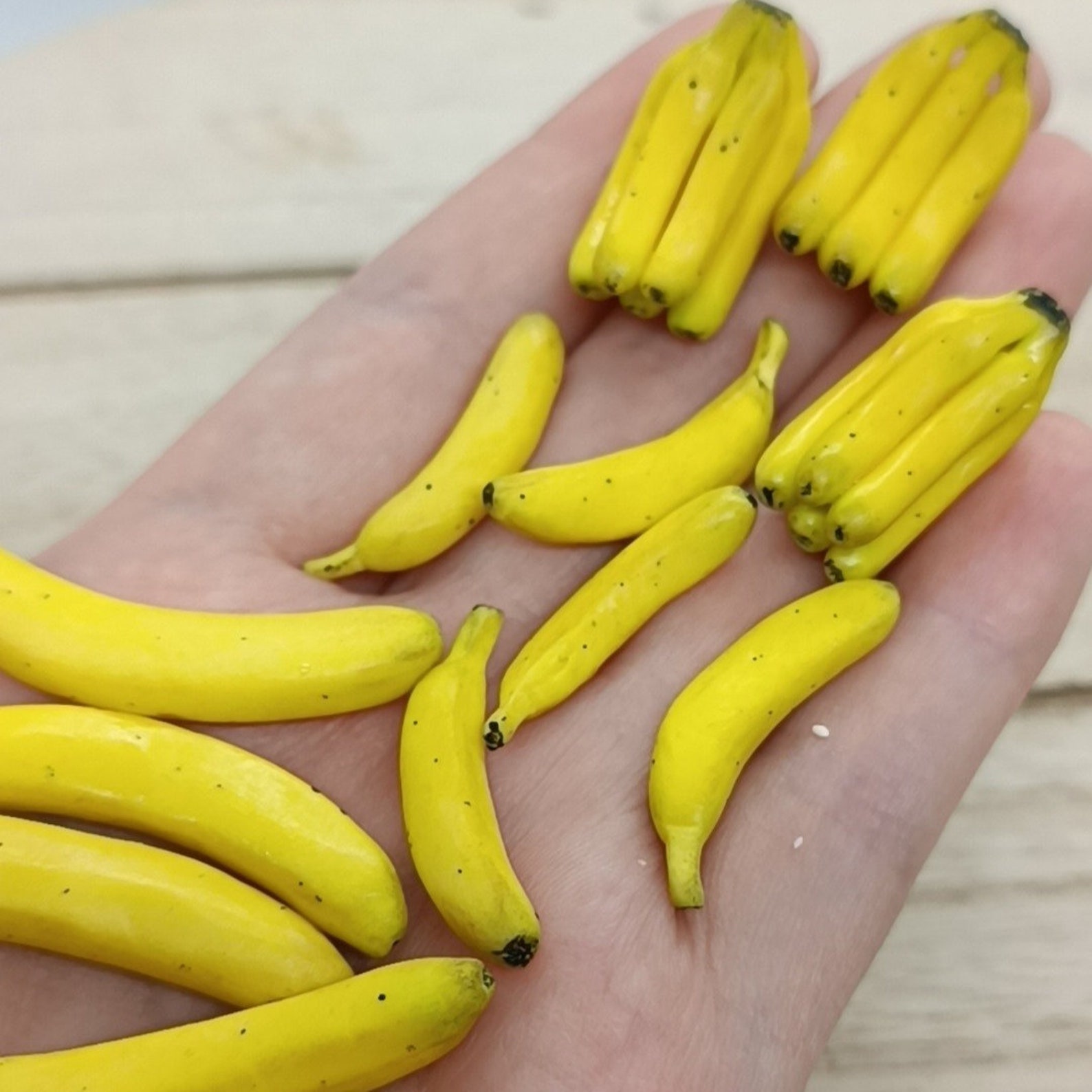 Miniature Banana for Doll, Dollhouse Miniatures, 1:6 Scale Banana ...