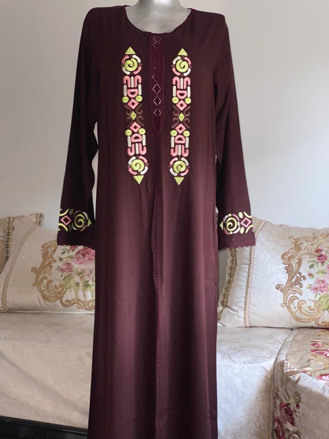 Caftan Embroidered With Crocheted Silk Thread, Moroccan Crafts, Abaya ...