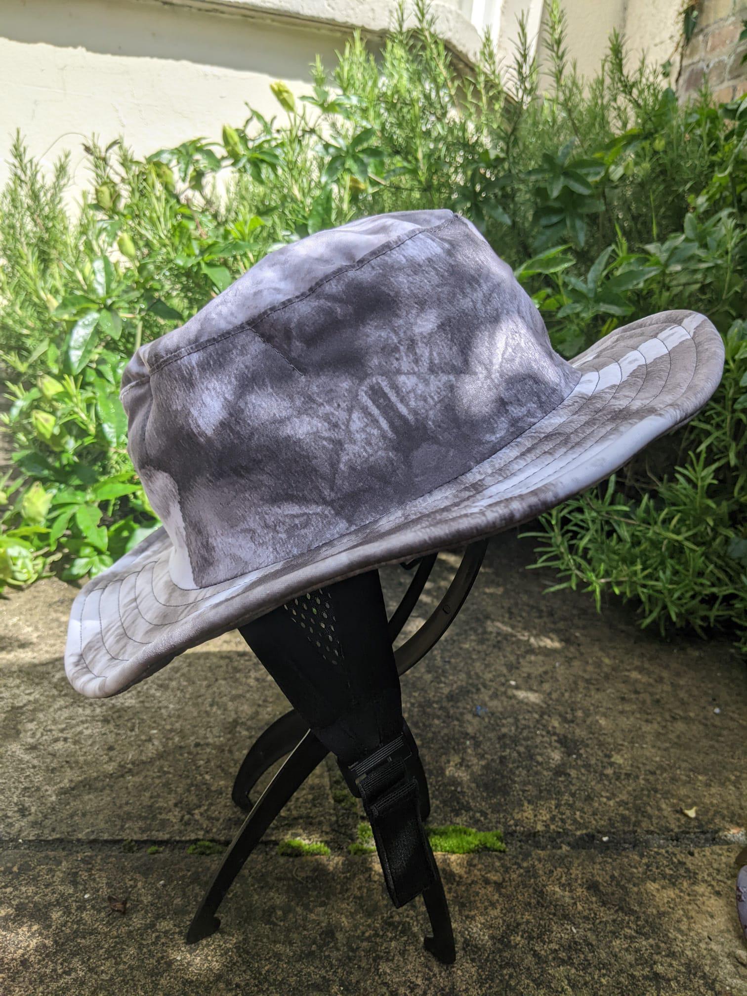 Surf Adventure Hat | Black & White | Water Resistant | Unisex | Sizes ...