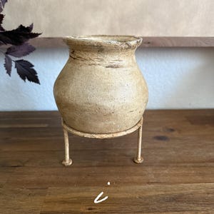 Small Vintage Clay Pot Vessel With Stand - Etsy