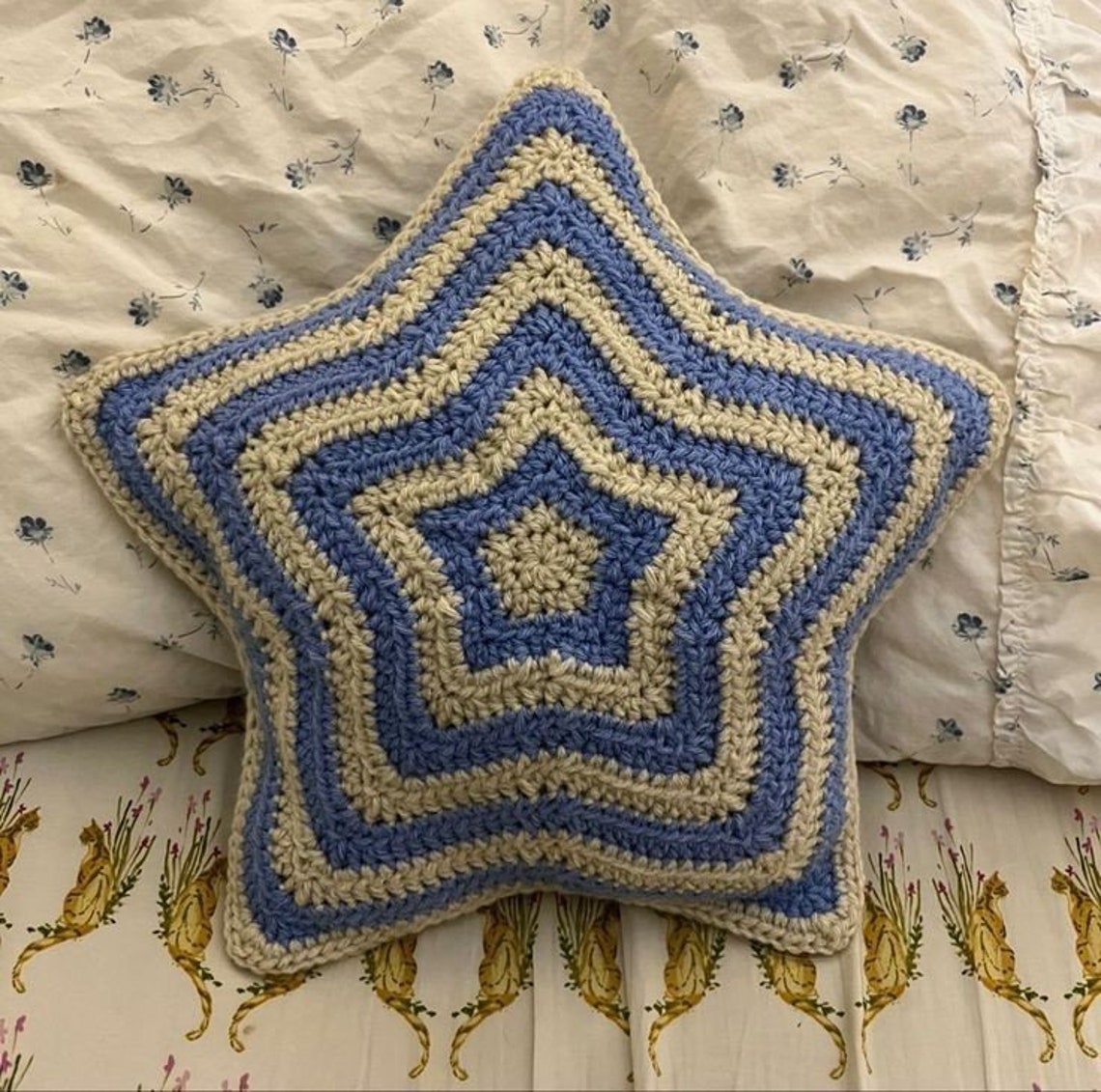 Crocheted Star Pillow - Etsy