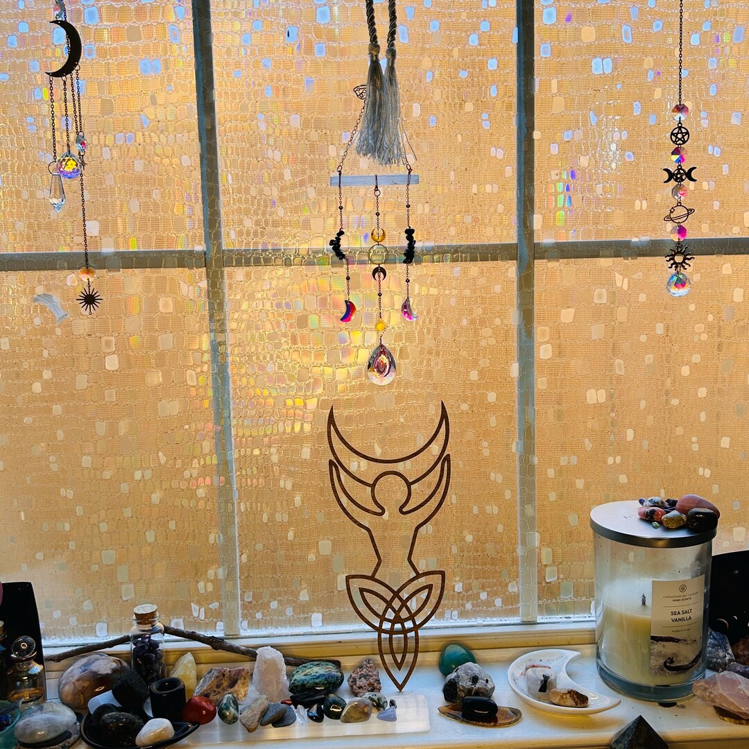 Horned God and Triquetra Wall Hanger – Wiccan Pagan Symbol Decor ...