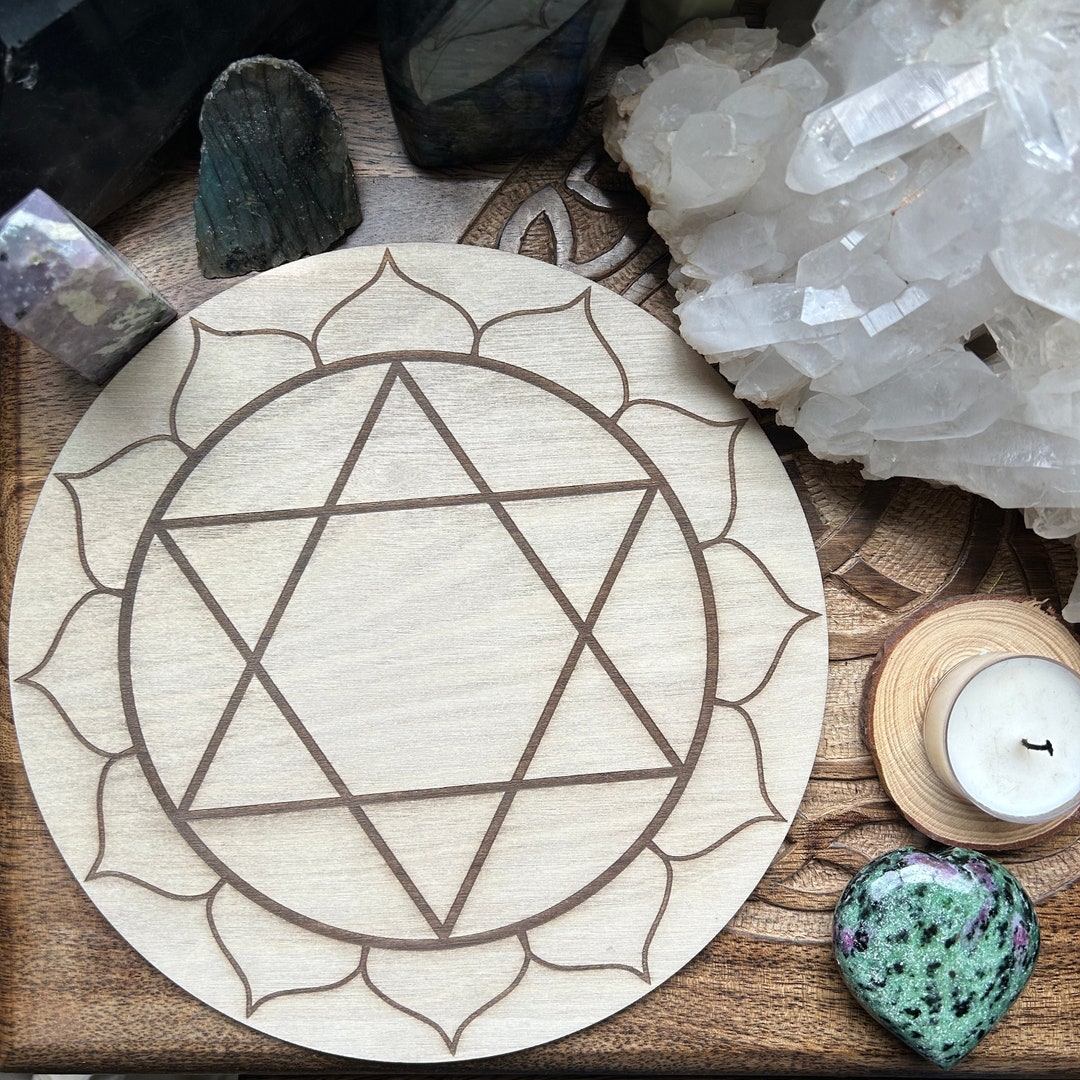Handcrafted Heart Chakra Crystal Grid: Spiritual Tool for Love - Etsy
