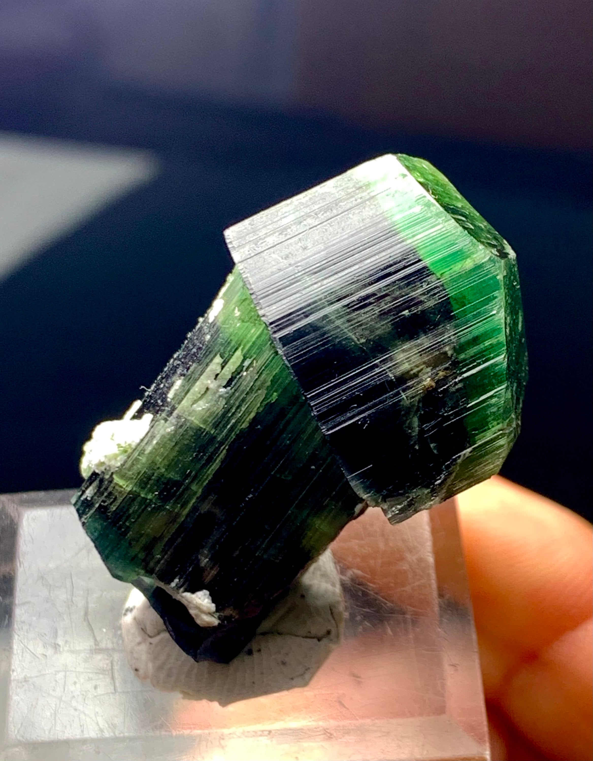 18 Gram Stunning Quality Green Tourmaline Specimen With Nice Feldspar ...