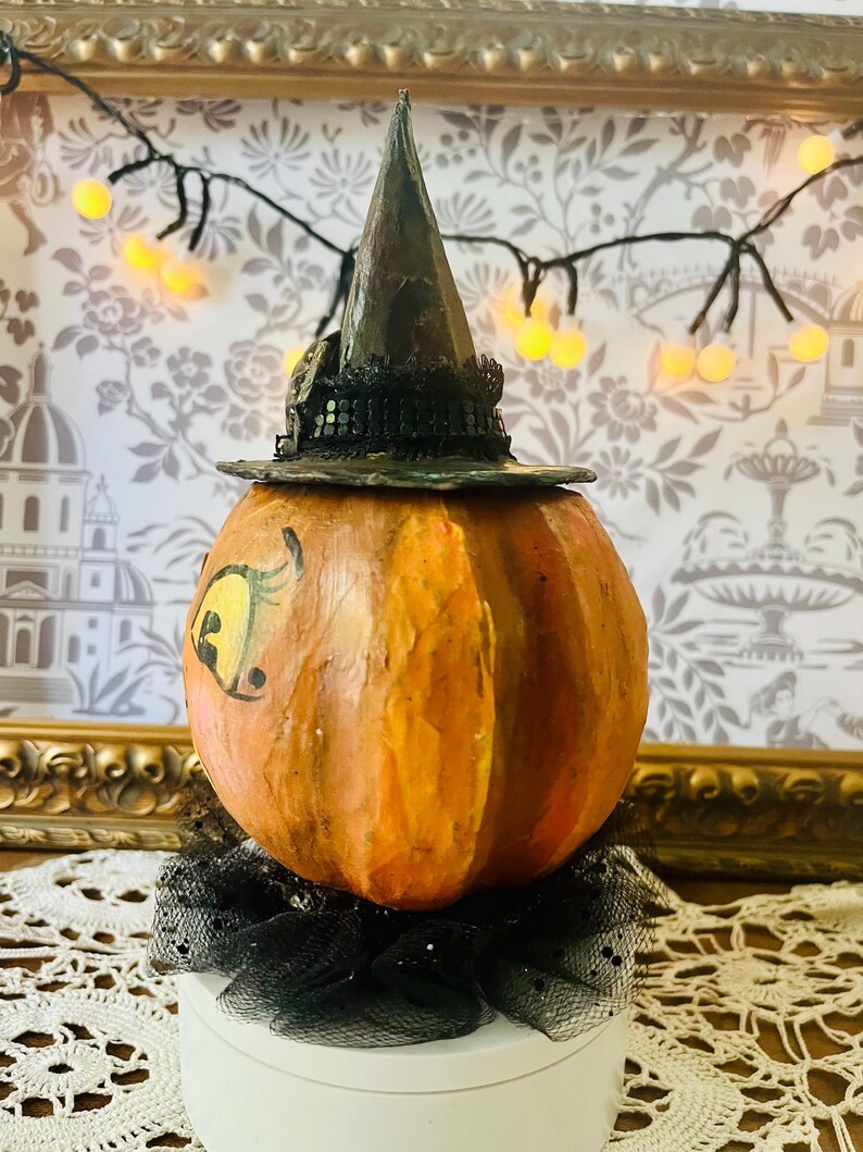 Edna -pumpkin Witch With Hat Top, Small Paper Mache Container OOAK - Etsy