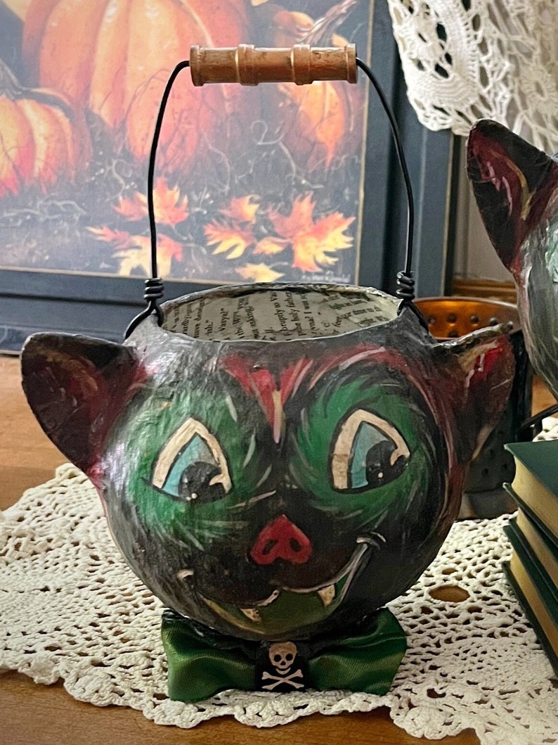 Harker bat Paper Mache Halloween Bucket - Etsy