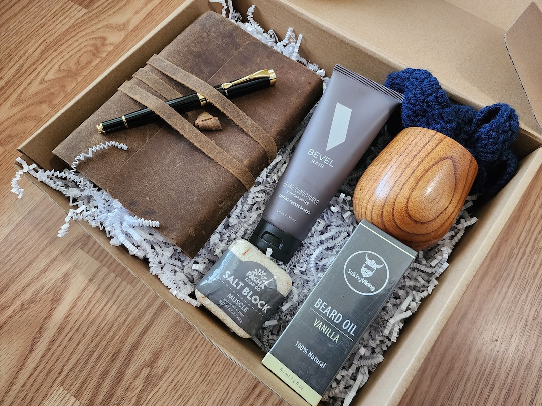 Men Birthday Gift Box for Him Dad Birthday Gift Groomsmen Thank You ...