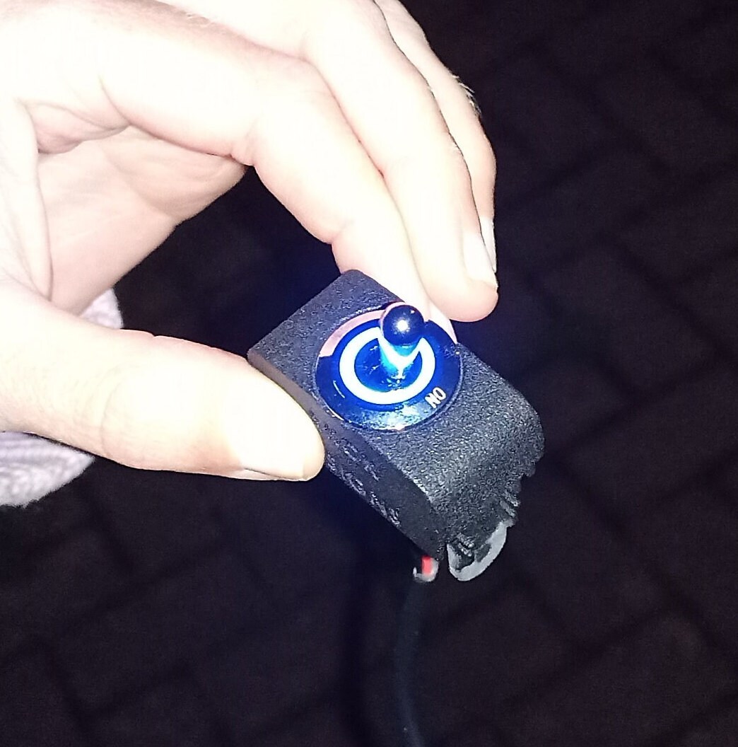 2019 Onwards Mercedes Sprinter VS30 Factory Fitting Illuminated Toggle ...