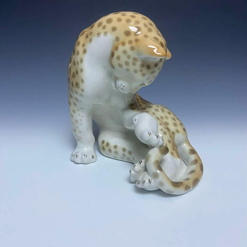 Lomonosov Cat Figurine - Etsy