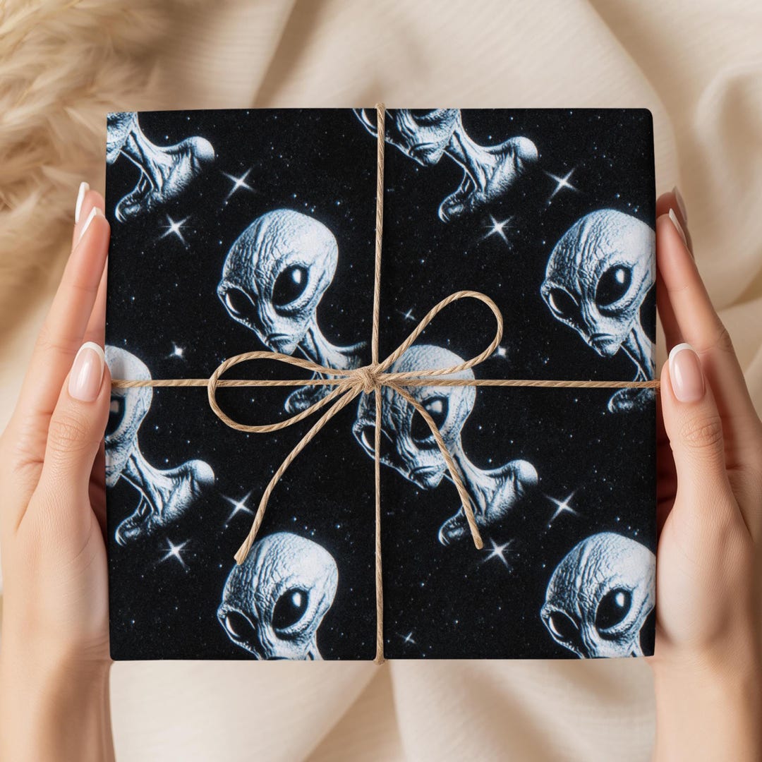 Retro Alien in Space Wrapping Papers, UFO Wrapping Paper Roll, Sci-fi ...
