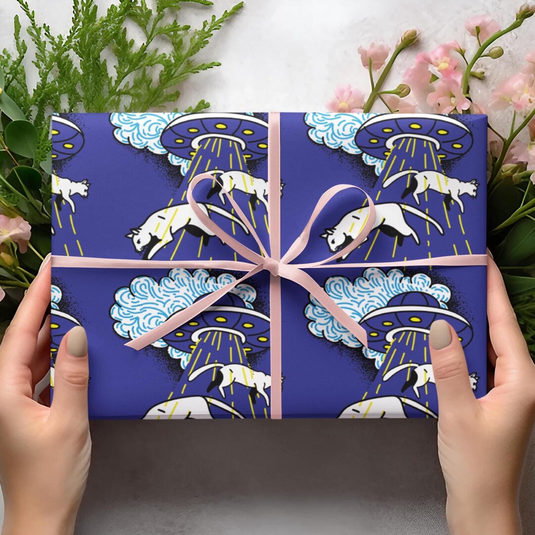 Cat Abduction Wrapping Papers, Funny UFO Gift Wrap, Cat Lovers Gift ...