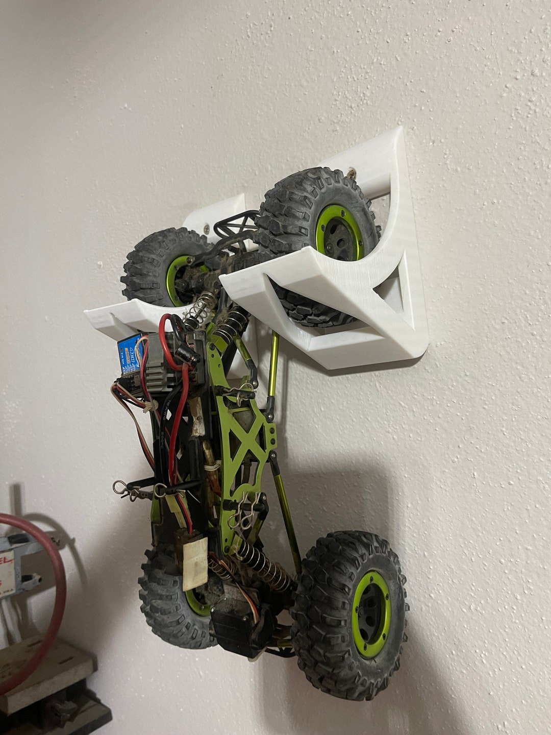 7 to 9 Inch Tall RC Wall Hanger VRADD 10th and 8th Scale - Etsy