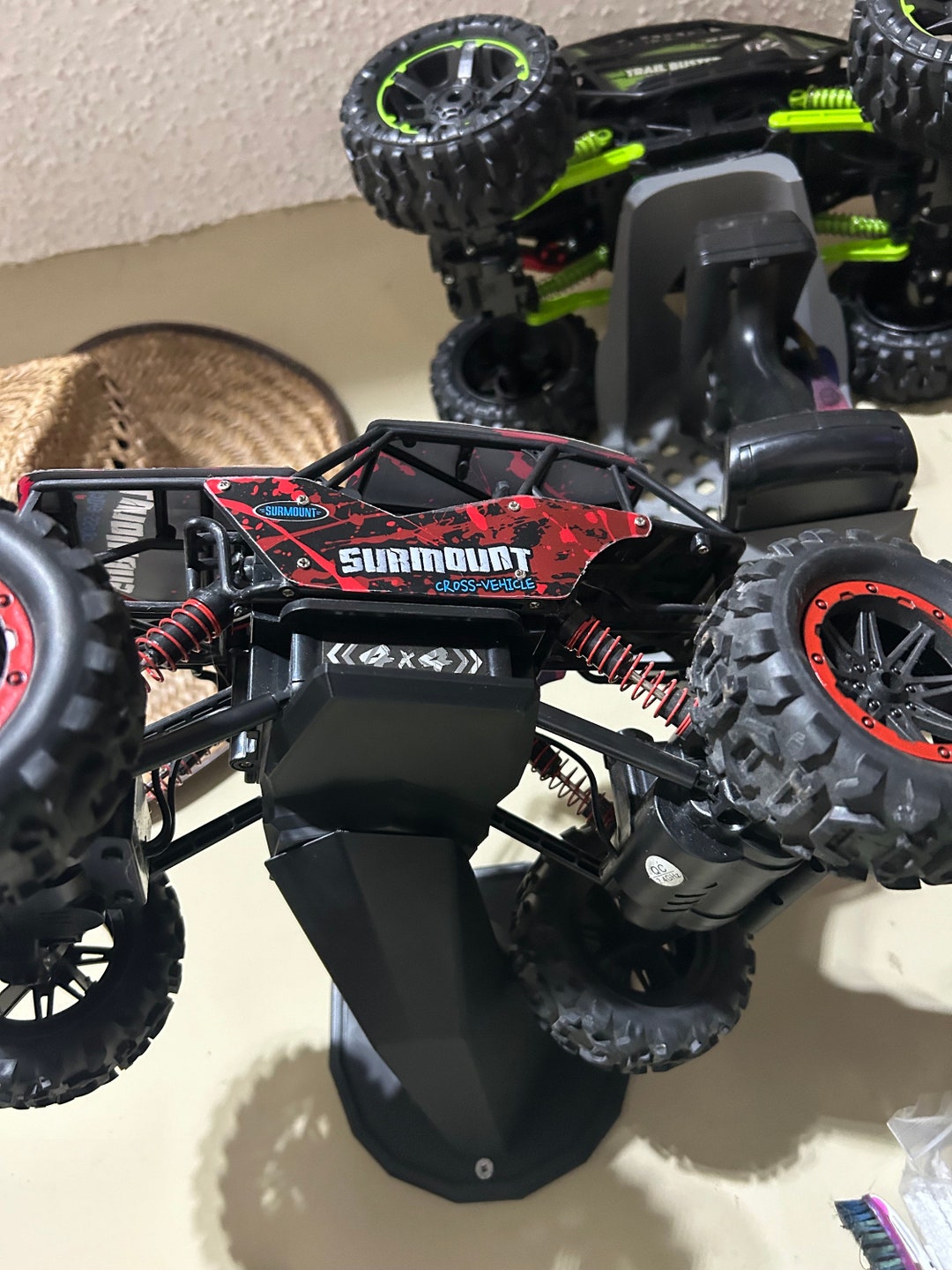 Adjustable RC Car Wall Mount: 1/10 Scale Vehicle Display - Etsy