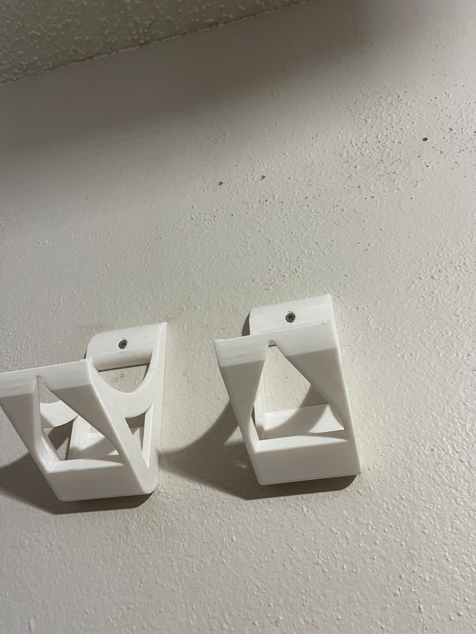 7 to 9 Inch Tall RC Wall Hanger VRADD 10th and 8th Scale - Etsy