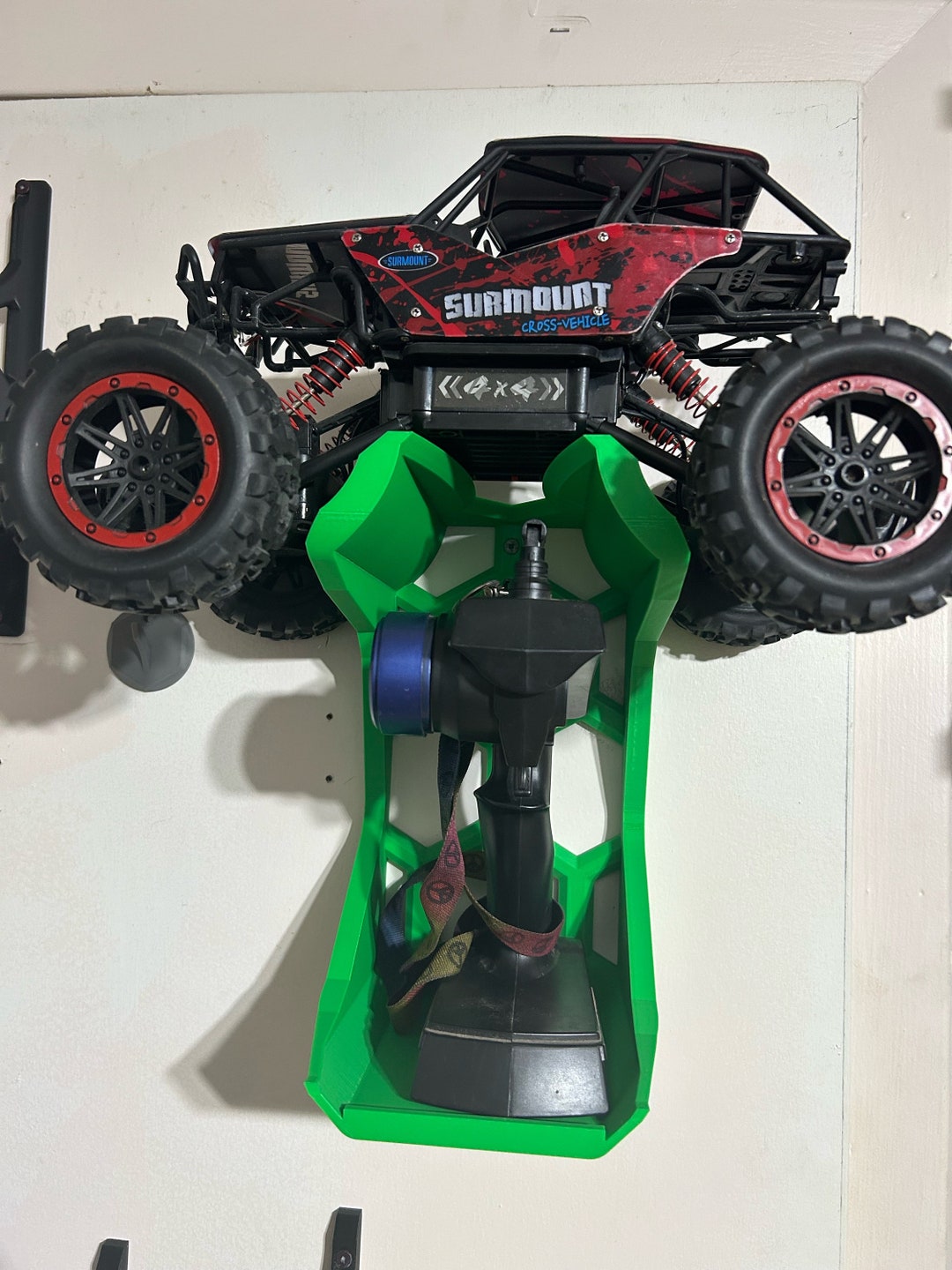 RC Car Wall Mount Display: 1/10th & 1/8 Scale, Customizable Color ...
