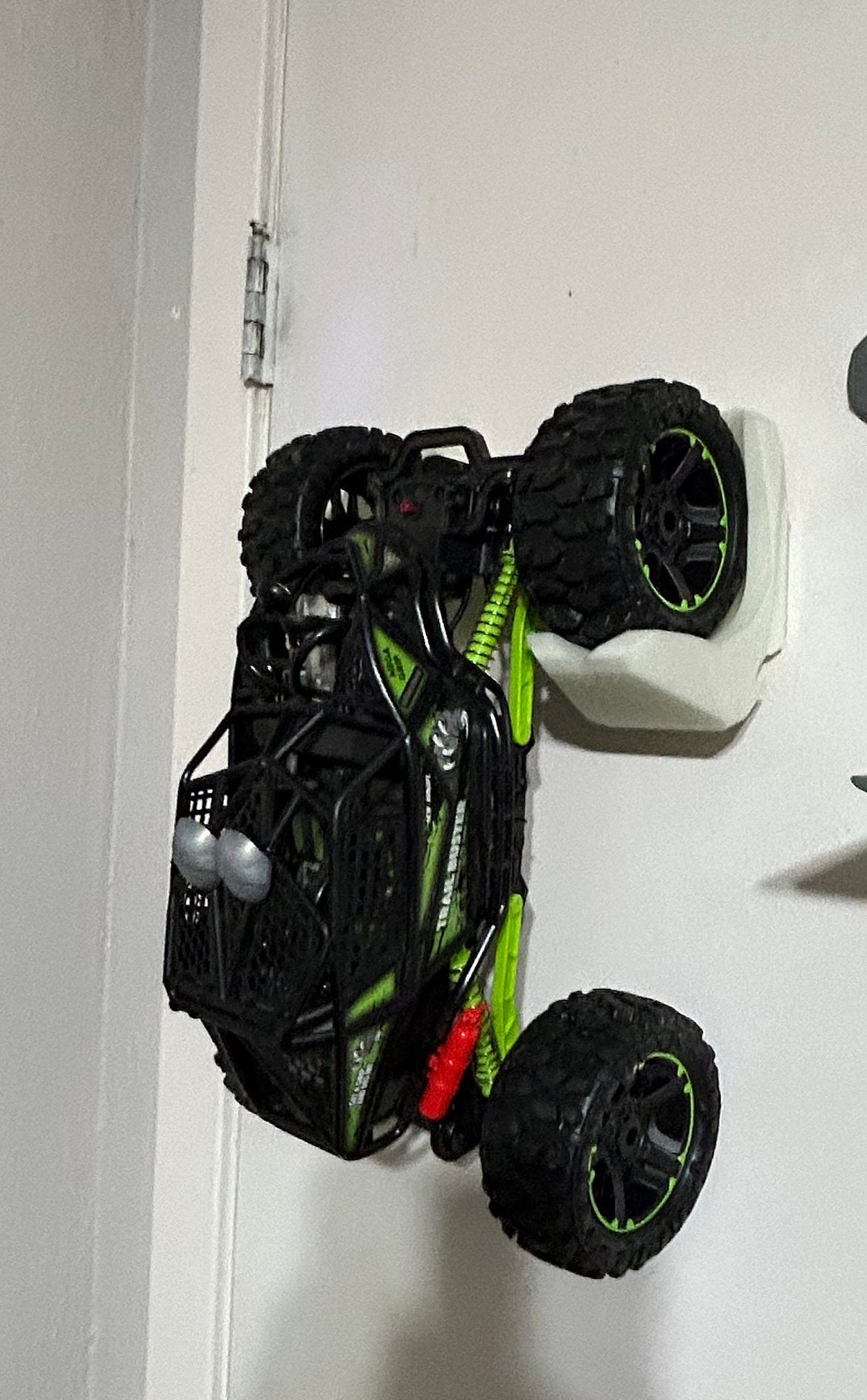 RC Wall Hanger "the Bull " 3.0 Inch and Over 5inch Tall Tire Diameter ...