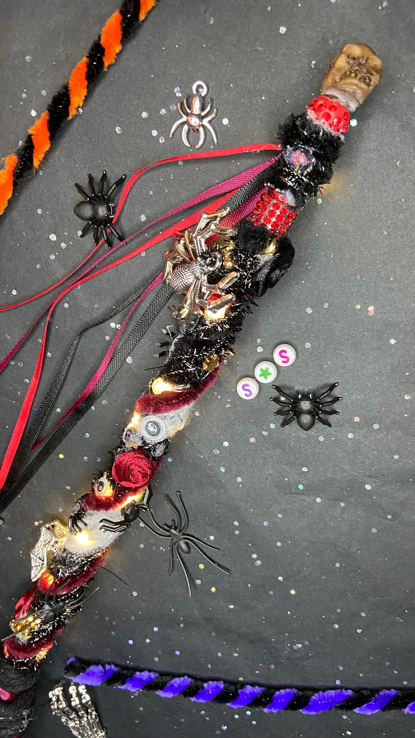 Cave of Spiders Wand - Etsy