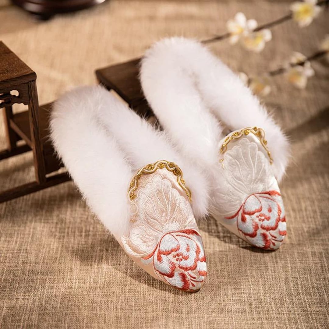 Handmade Embroidered Winter Slippers With Faux Fur Lining – Traditional ...