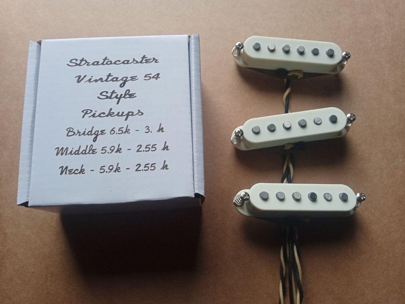 Stratocaster Vintage 54 Style Staggered Pole Hand Wound Guitar Pickups ...