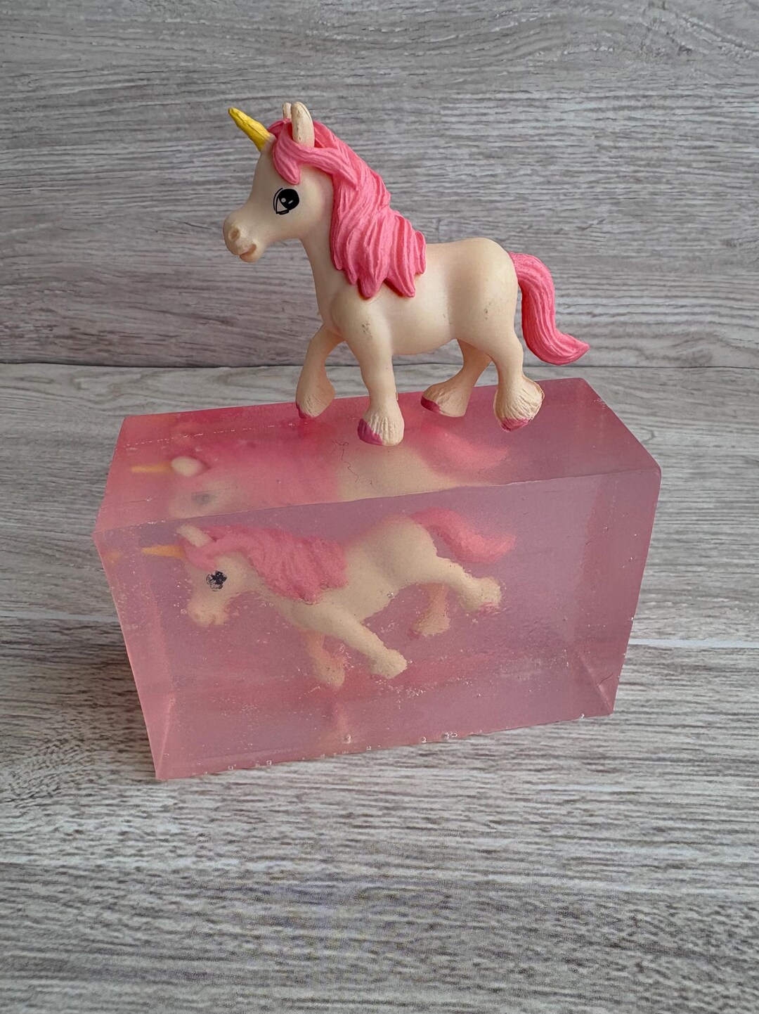 Unicorn Surprise Soap, Hidden Unicorn Toy Inside, Magical Kids Fun Gift ...