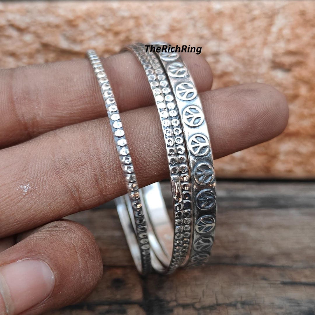 Elegant Set of 4 Silver Designer Bangles – Exquisite, Stylish Wristwear ...