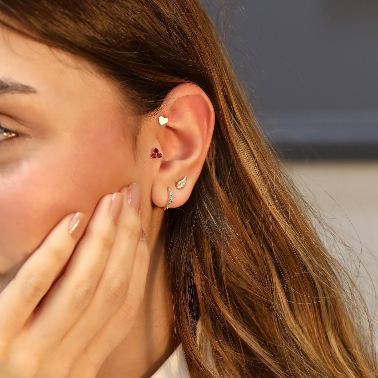 14K Solid Gold Heart Piercing, Minimalist Tragus Piercing, Gold Stud ...