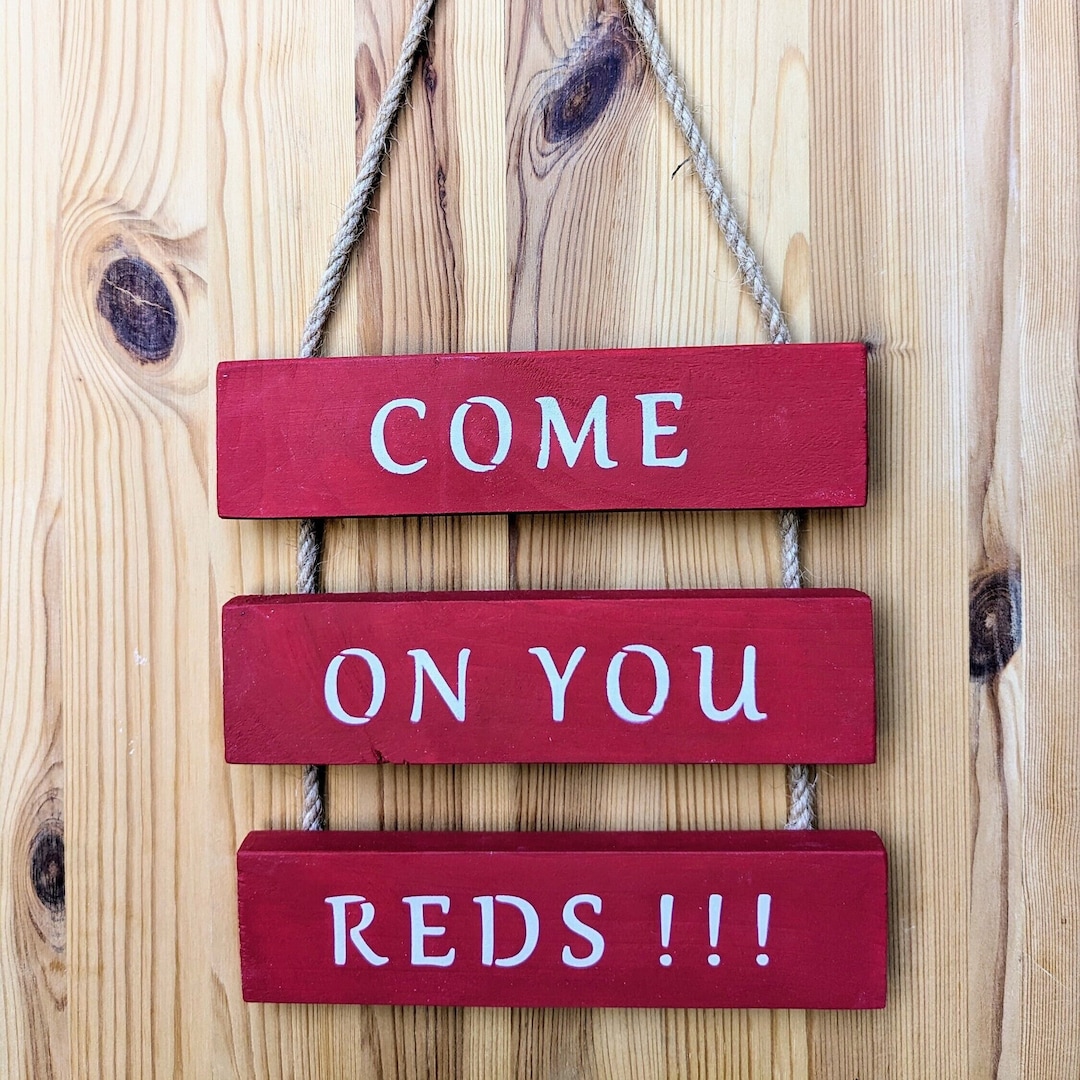 Manchester United FC Inspired Wall Hanging Come on You Reds - Etsy