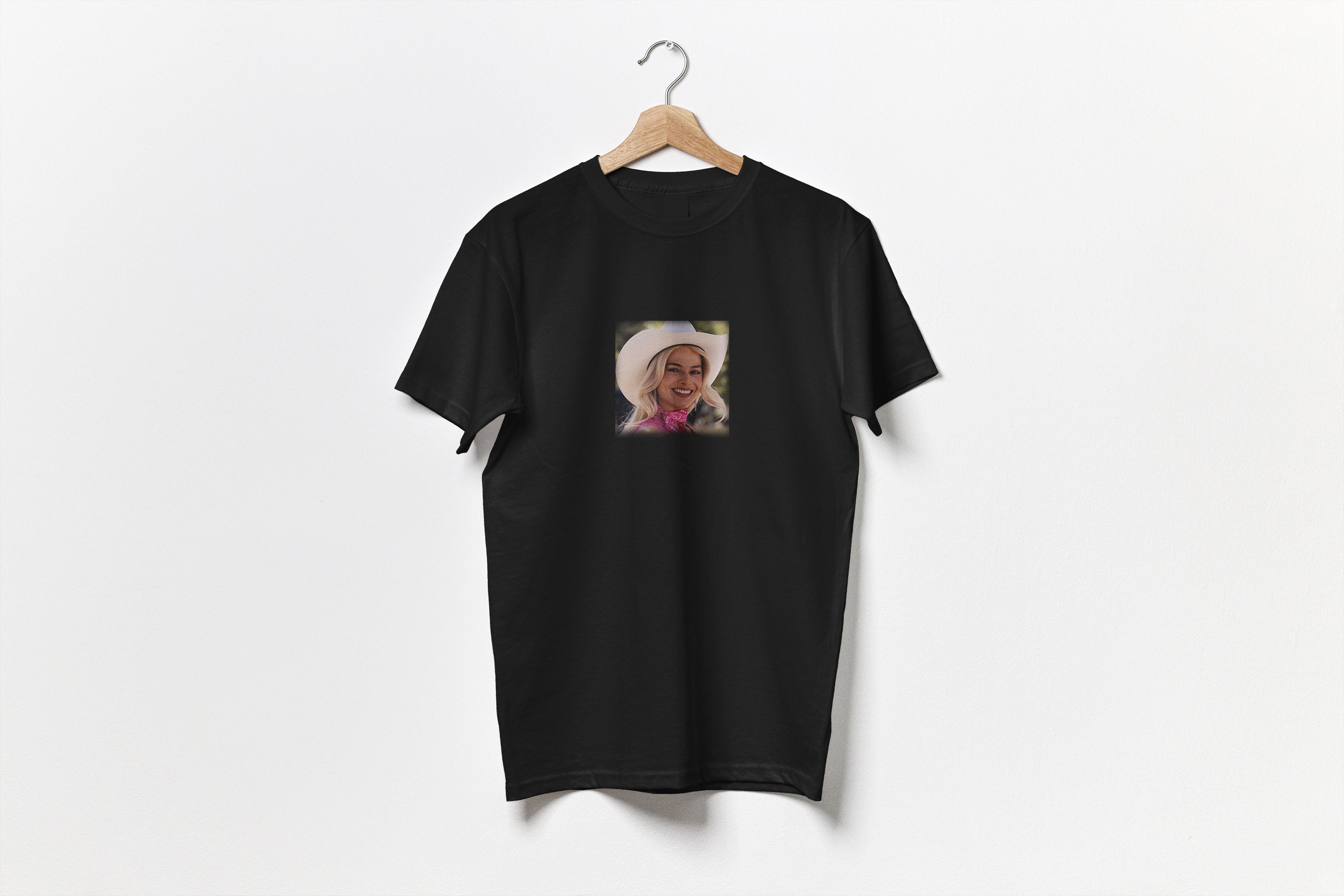 Margot Robbie 'icon' T-shirt, Margot Robbie T-shirt, Margot Robbie ...