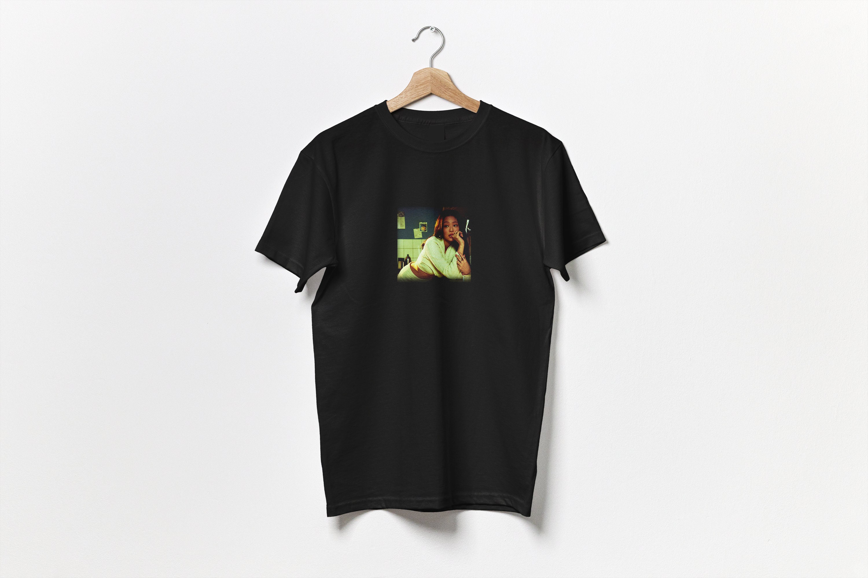 Jennie Kim 'icon' T-shirt, Jennie Kim T-shirt, Jennie Kim Merch, Jennie ...