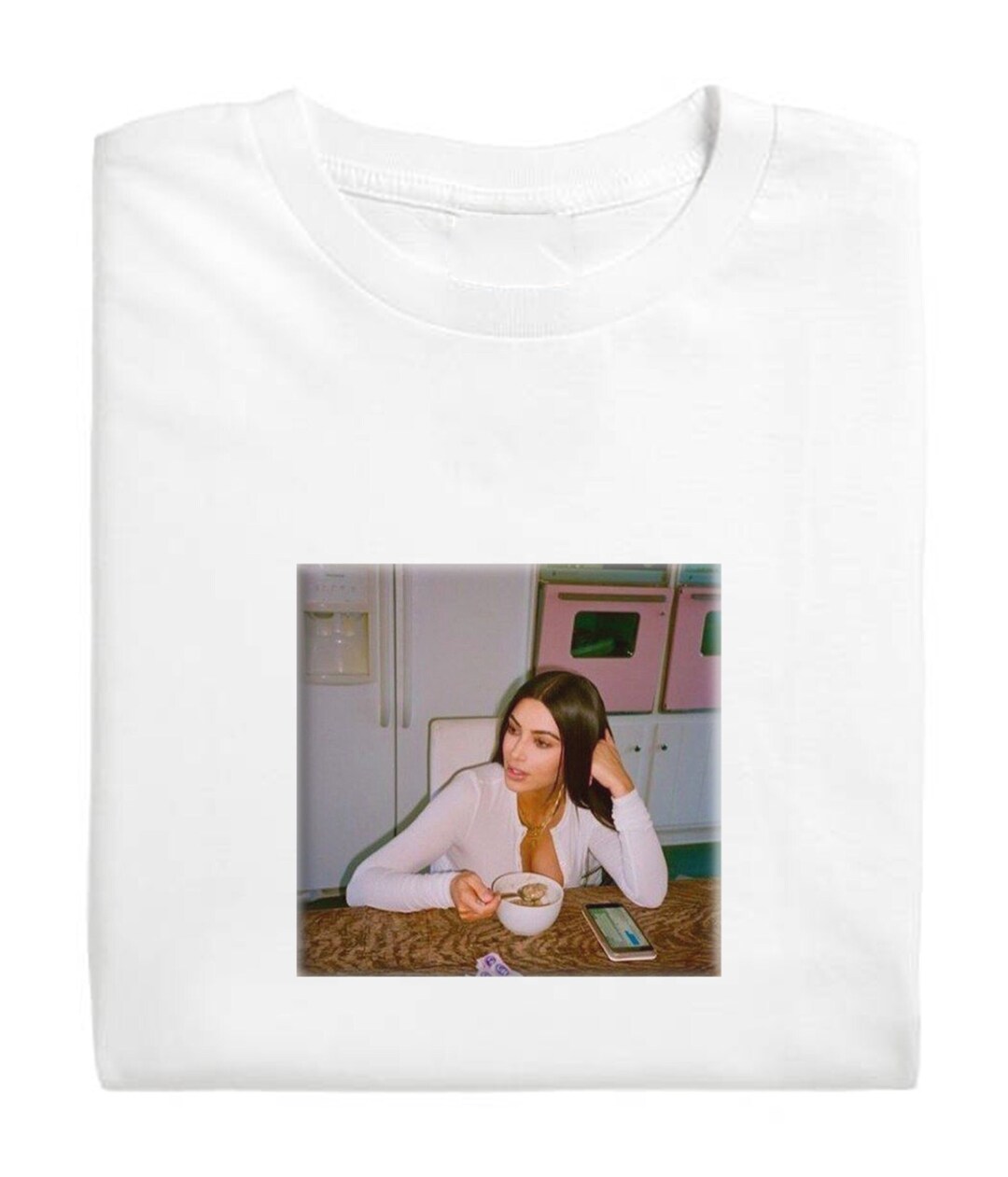 Kim Kardashian 'icon' T-shirt, Kim Kardashian T-shirt, Kim Kardashian ...