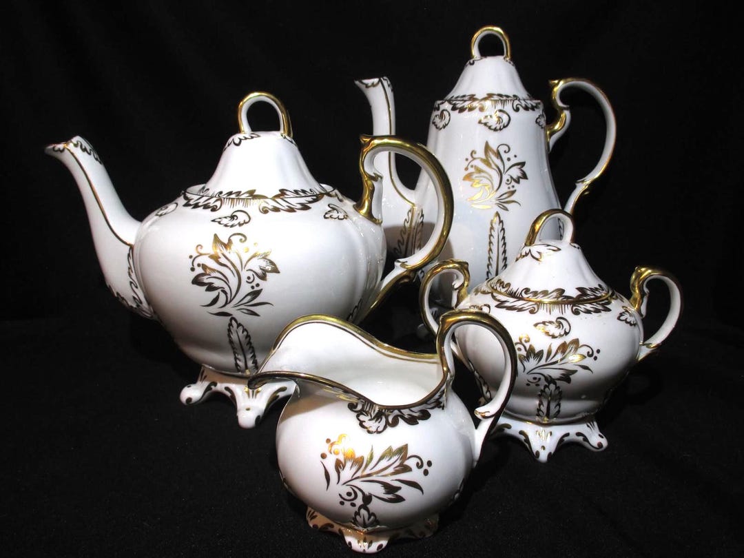 Royal Chelsea Baroque Dinnerware Made in England Bone China - Various ...