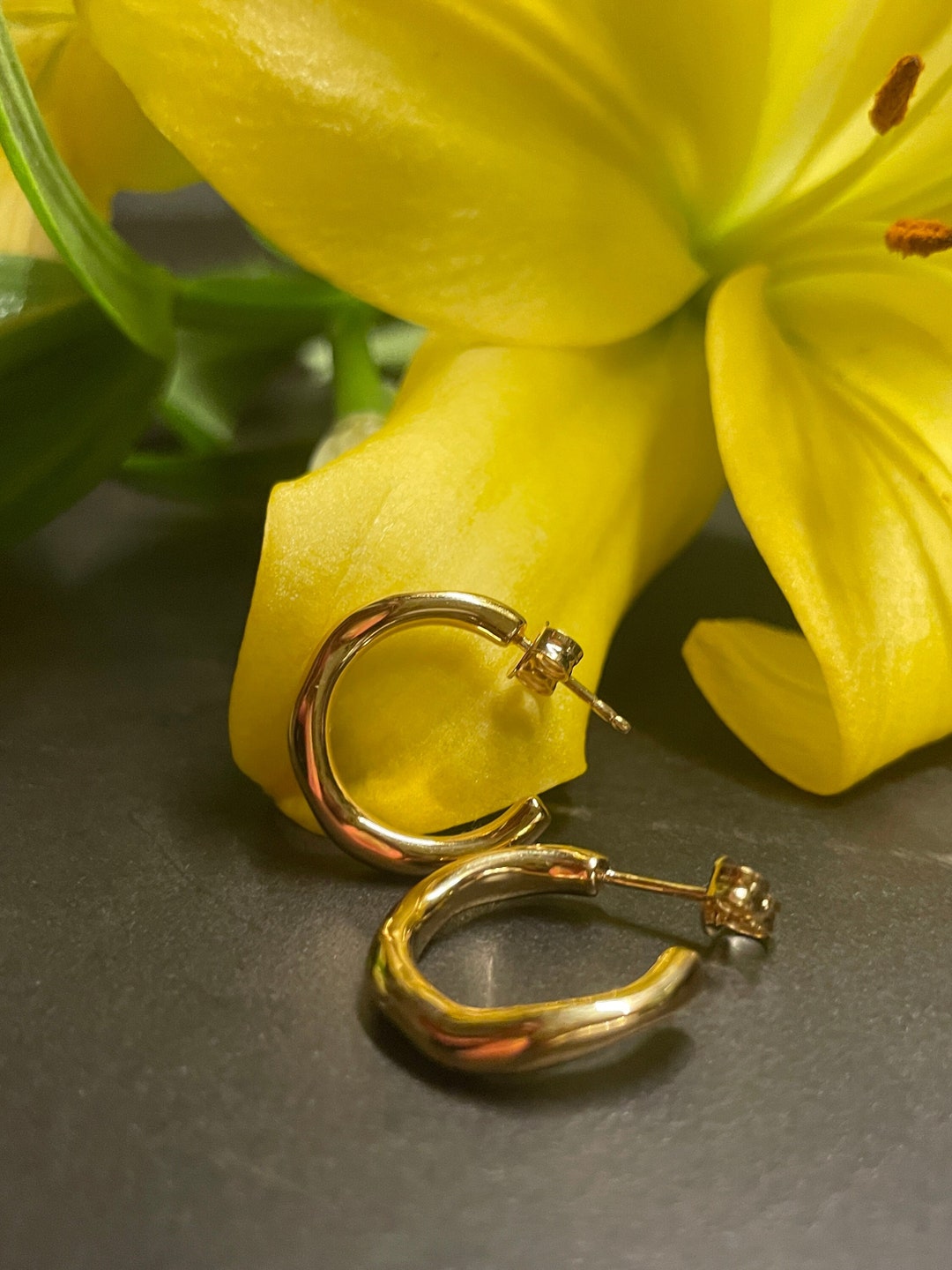 Curved Round 18 Mm Hoop Earrings 'spirit', Handmade From 925 Silver ...