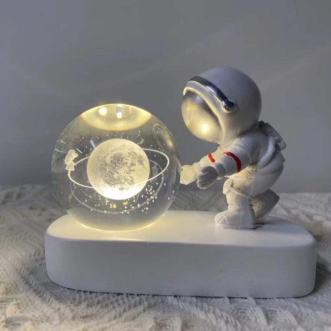 Space Planet Lamp, Astronaut Lamp, Crystal Ball Sky Night Lamp, 3D ...