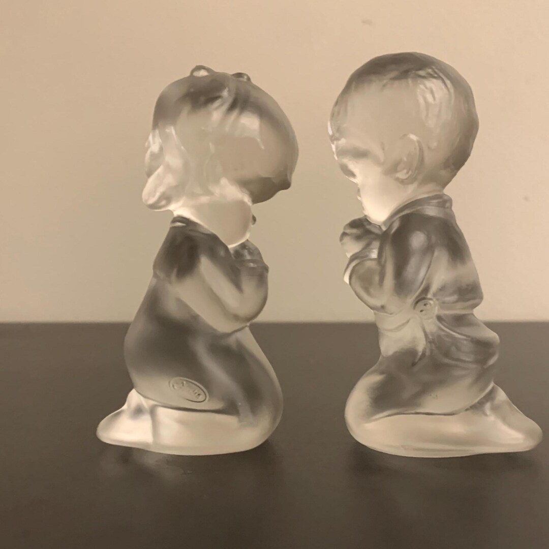 Fenton GLOWING Frosted White Baby Boy and Girl Glass Figurine Pair ...