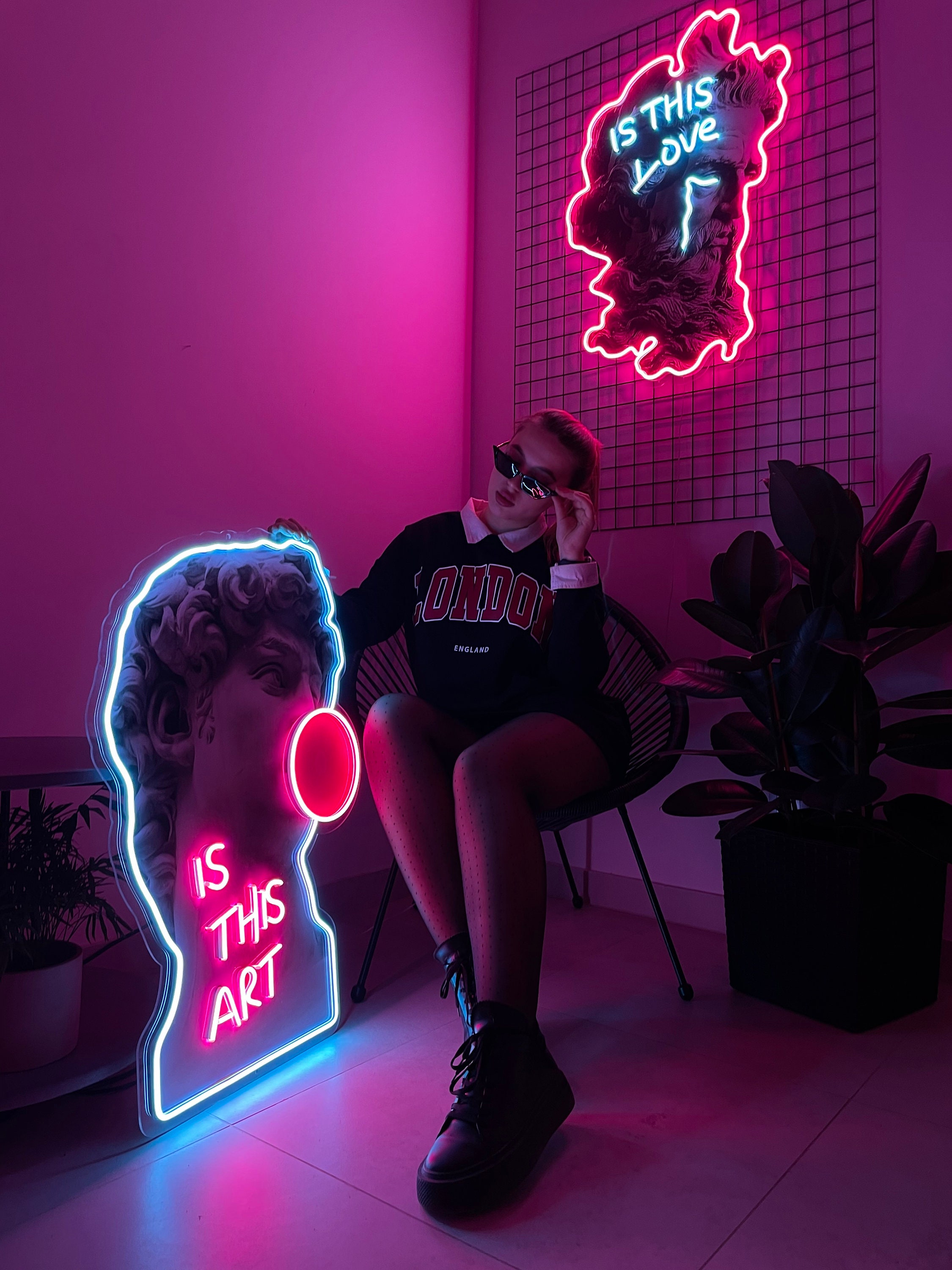 Is This Art Neon Sign David Bubble Gum Neon Sign Michelangelo's David ...