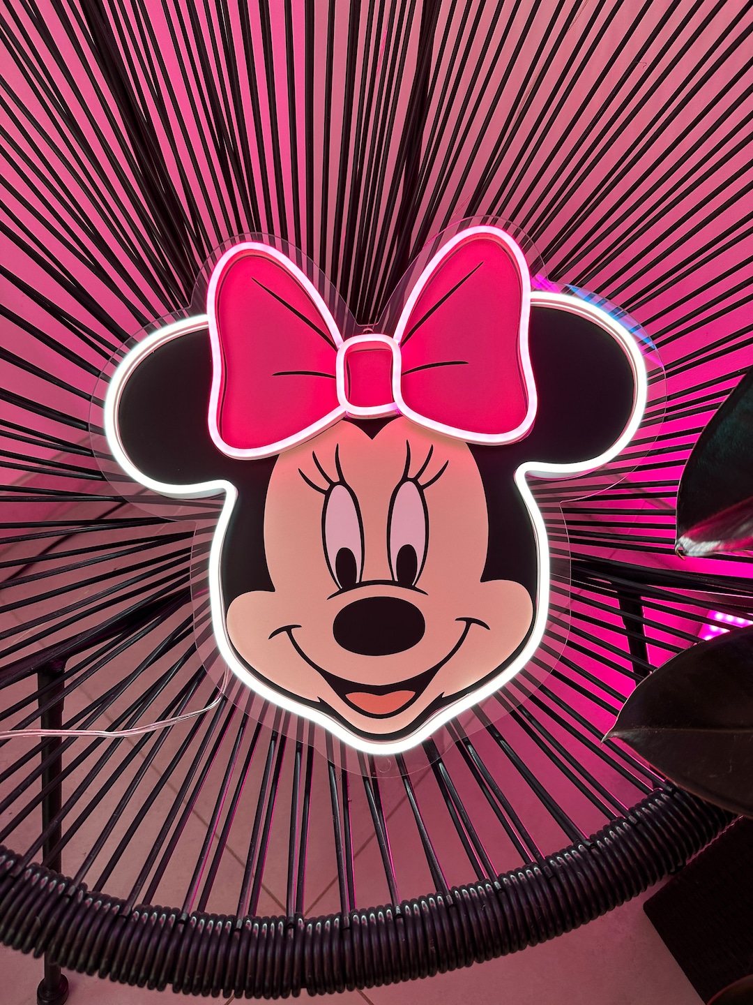 Minnie Mouse LED Wall Night Light Neon LED Acrylic Sign | Minnie Comics ...