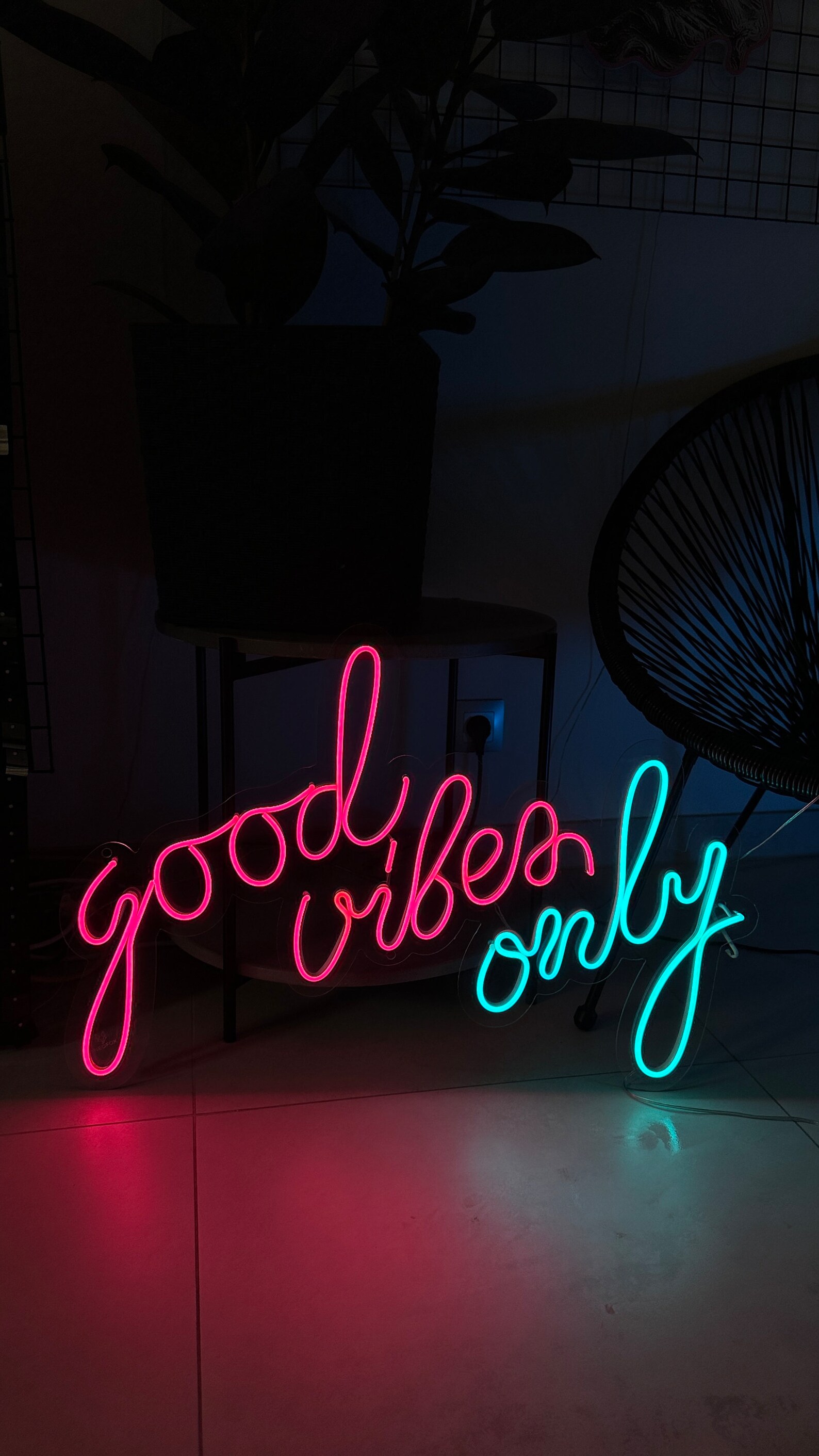 Good Vibes Only Neon Sign | Customizable Neon Sign | Custom Good Vibes ...