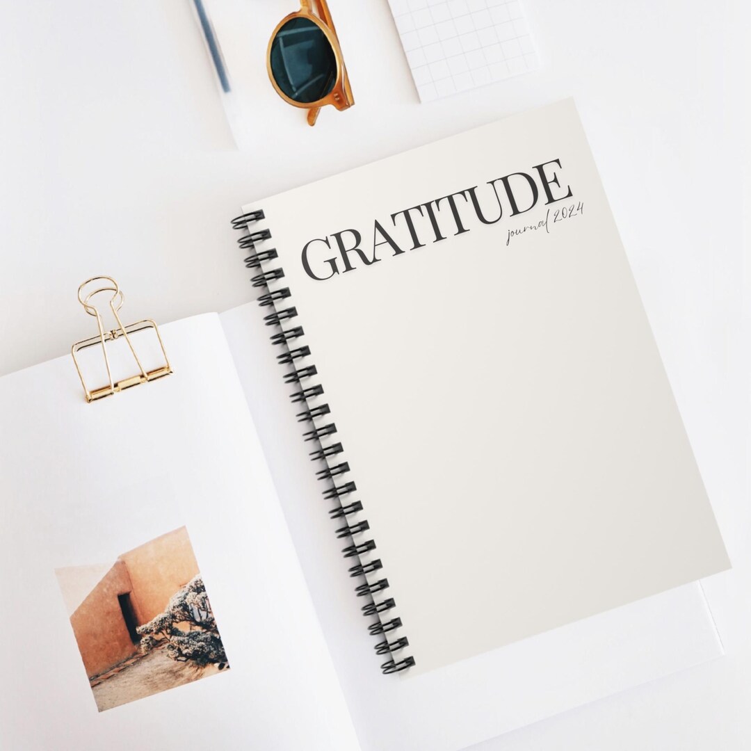 2024 Gratitude Journal Daily Reflection & Positive Affirmation Notebook ...