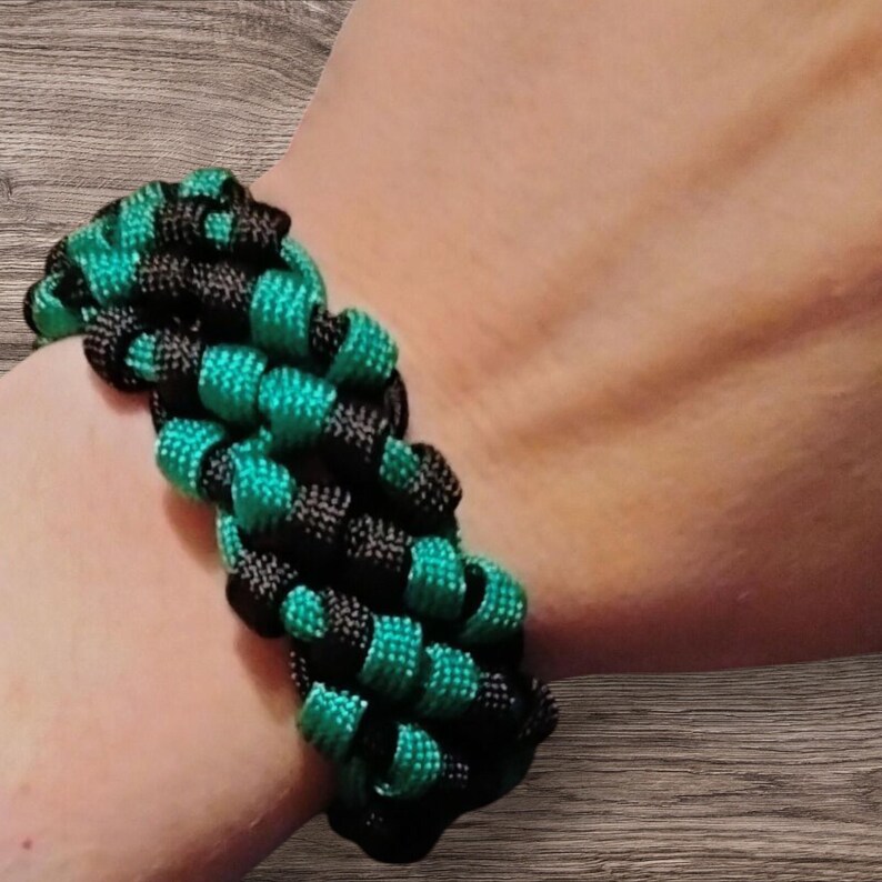 Custom Fit, Paracord Cuff Bracelet - Etsy