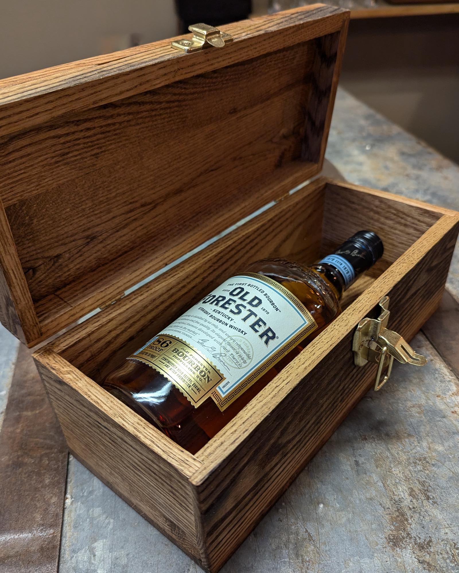 DIY Booze Box - Bourbon Gift Box - Wood Box Woodworking Plan - Whiskey ...