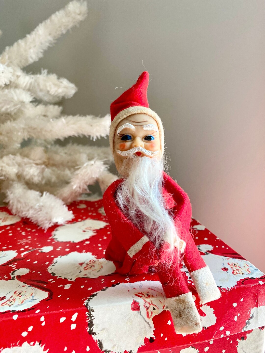 Vintage Rubber Face Knee Hugger Santa Claus Doll in Red Felt Suit 5 ...