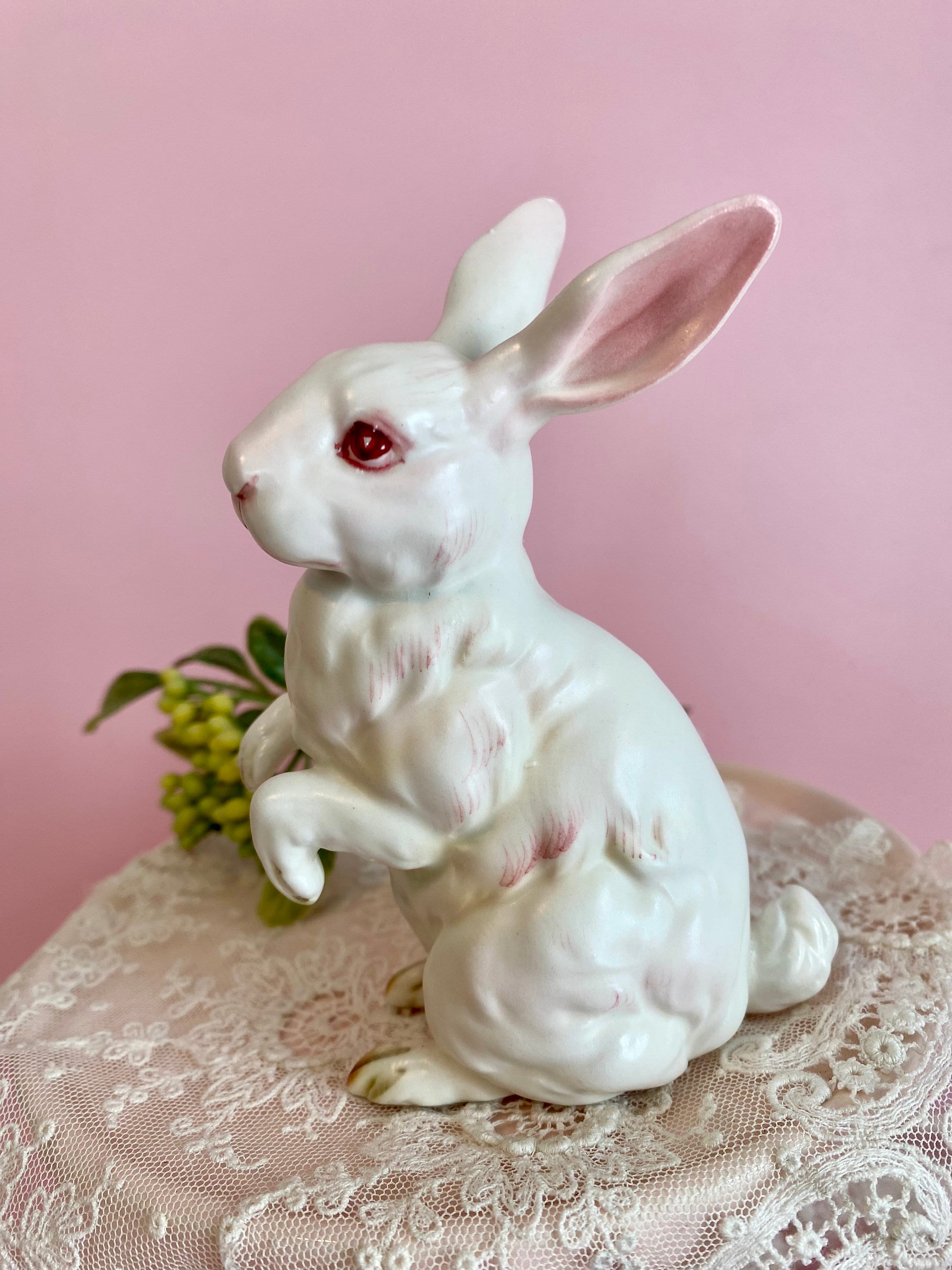 Vintage Ceramic LEFTON Japan White Rabbit With Red Eyes Figurine 4.5 ...