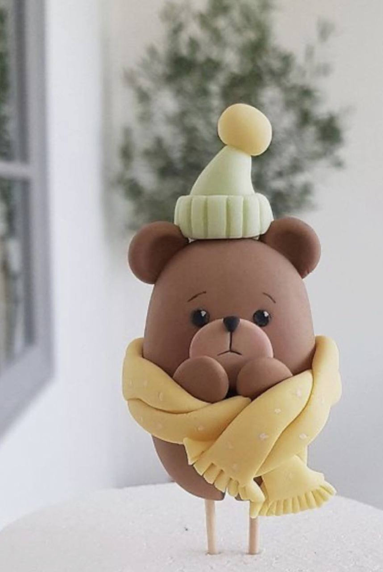 Bear With Hat and Scarf Fondant Cake Topper - Etsy