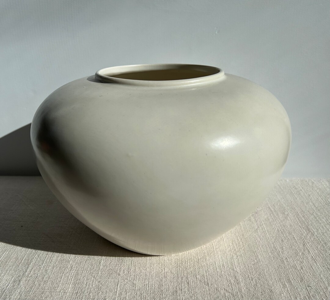 Vintage Southwest-inspired Bauer Pottery Vase - Etsy