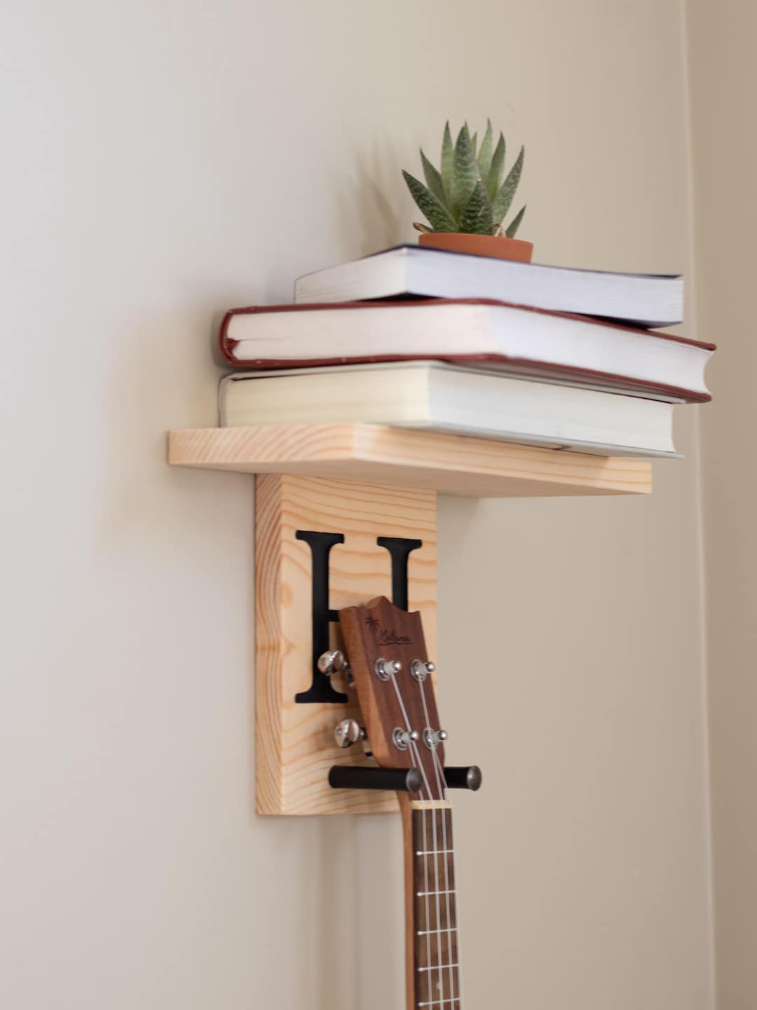 2 in 1 Guitar / Ukulele Shelf Wall Mount for Accessories Display Home ...