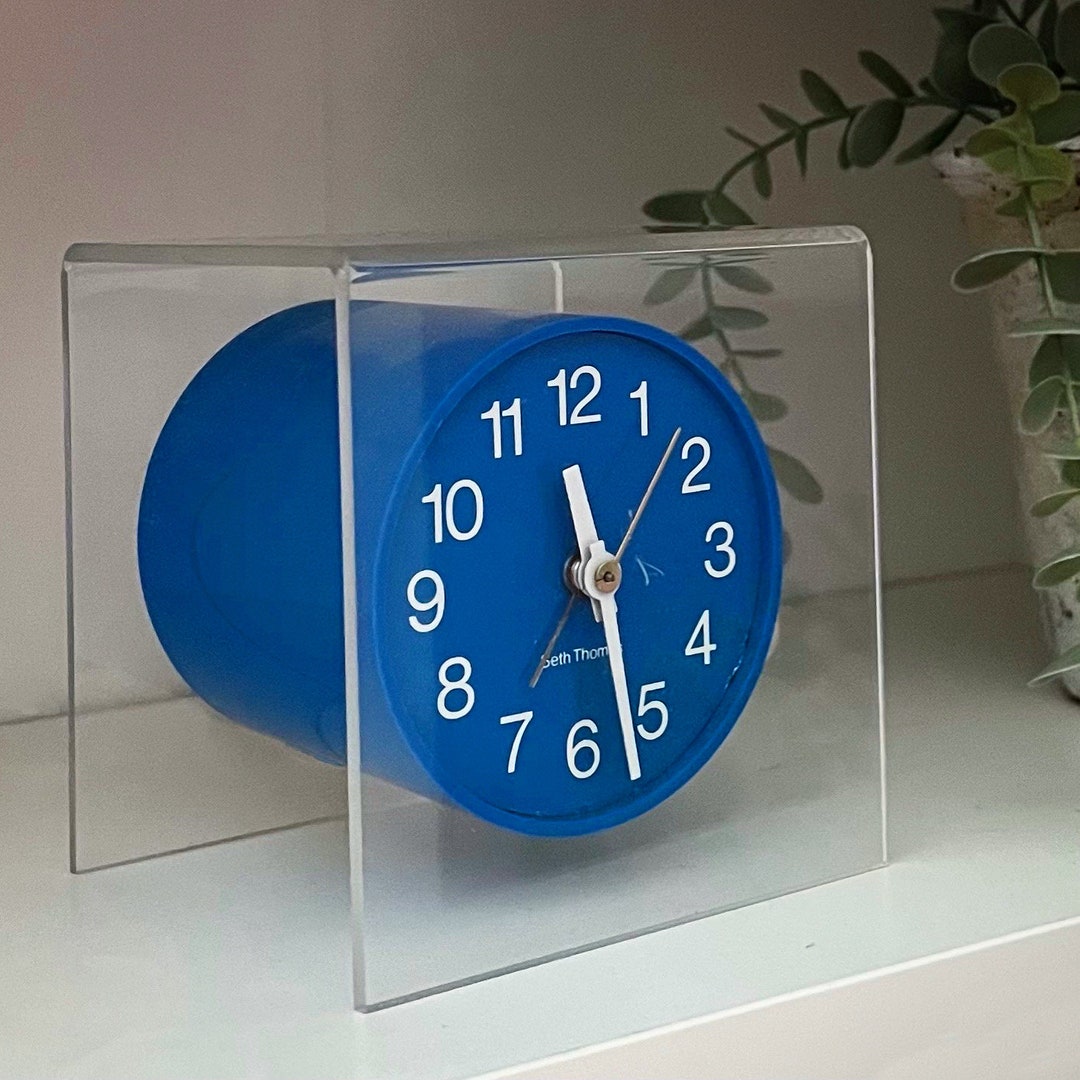 Vintage Clear Acrylic Clock - Etsy