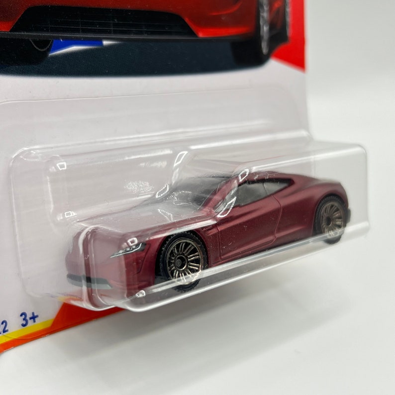 Tesla Roadster Matchbox France Edition, Miniature Electric Supercar ...