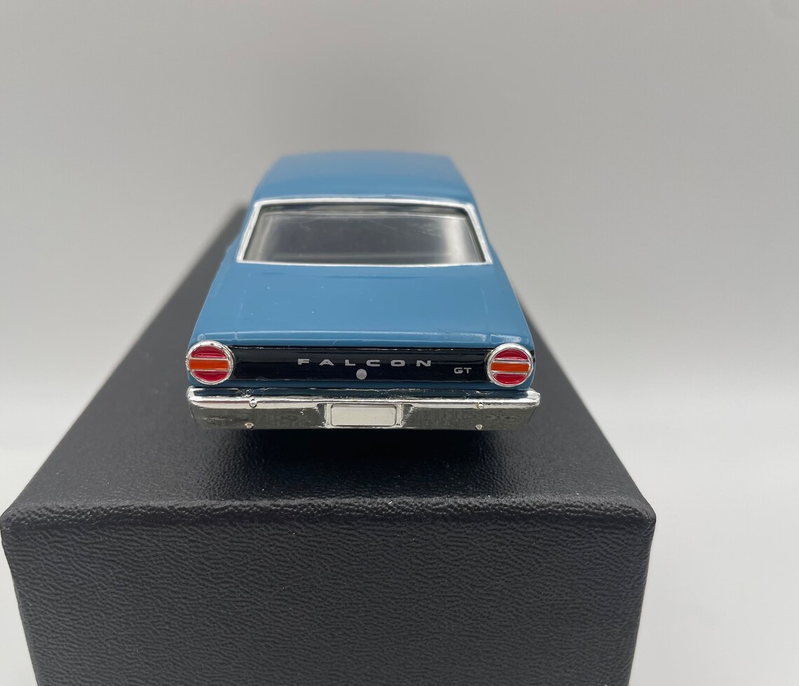 TRAX T224C Ford Falcon XT, GT, 30th Anniversary Edition, Cruise Blue, 1 ...