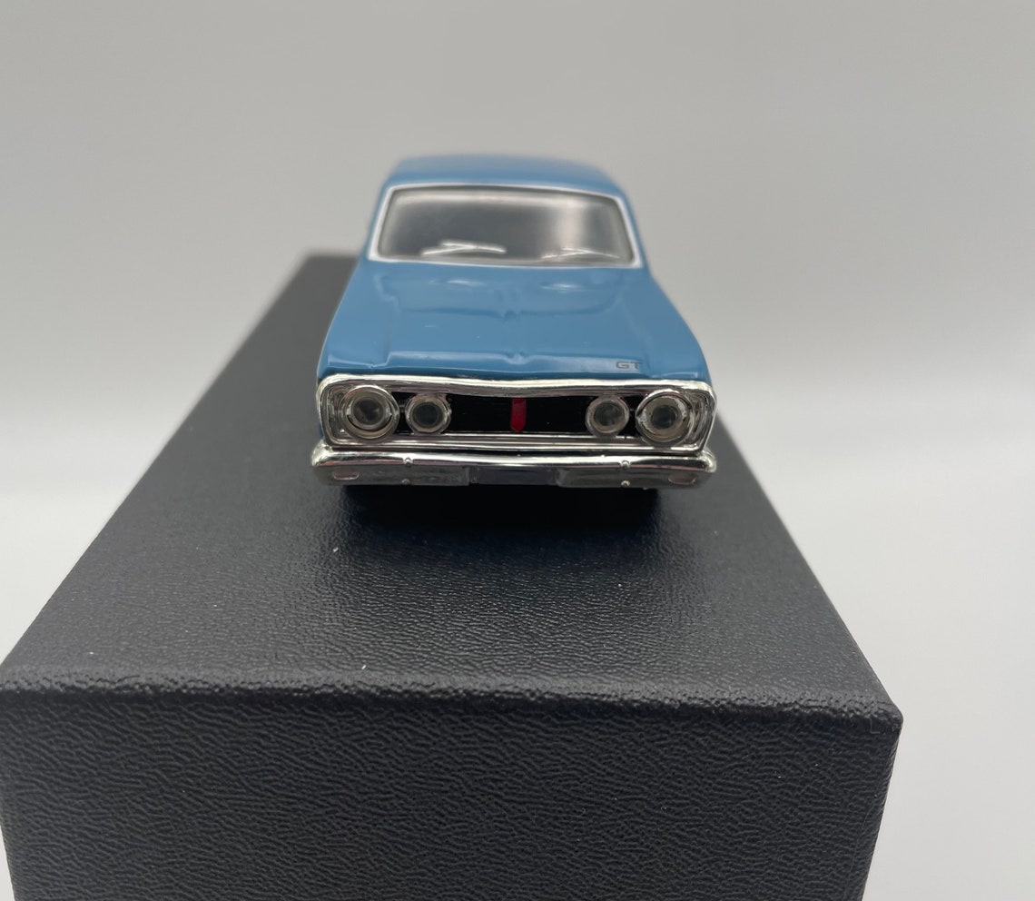 TRAX T224C Ford Falcon XT, GT, 30th Anniversary Edition, Cruise Blue, 1 ...