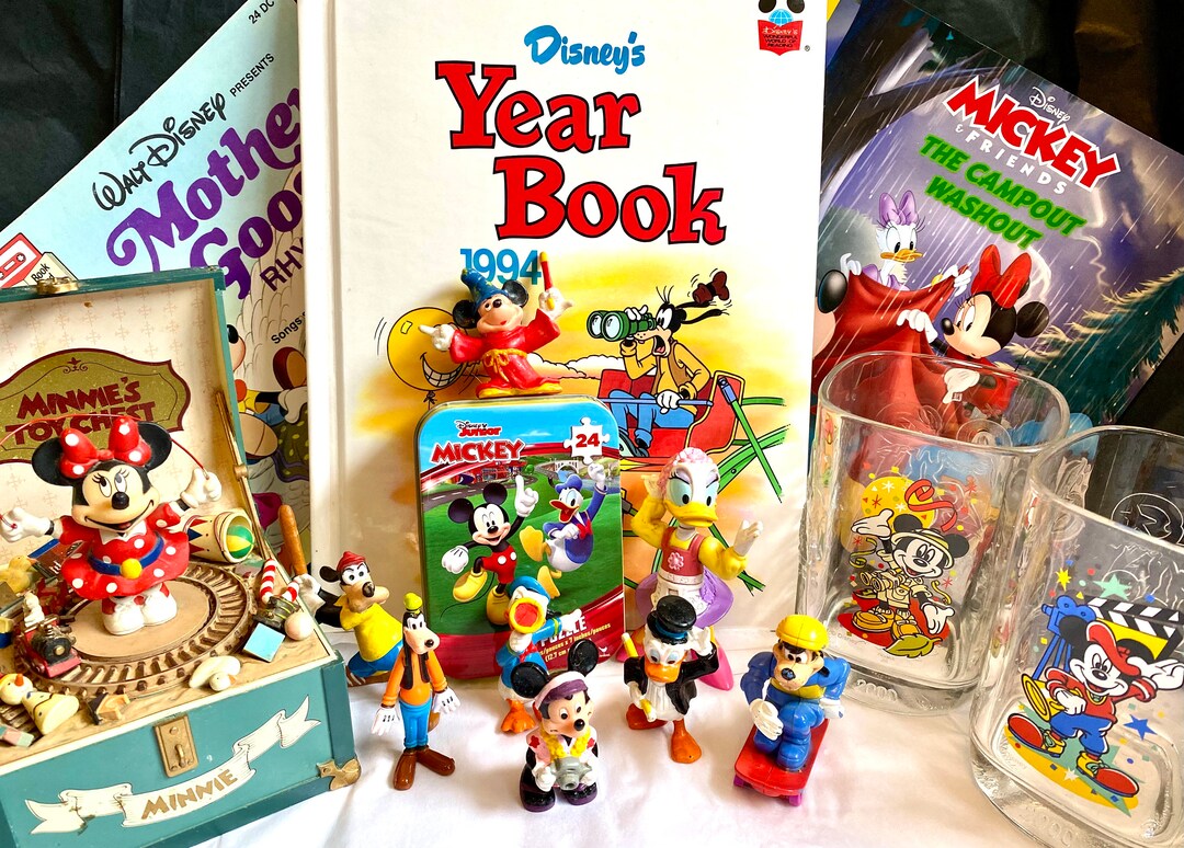 Disneys Mickey & Minnie Gift Box - Etsy